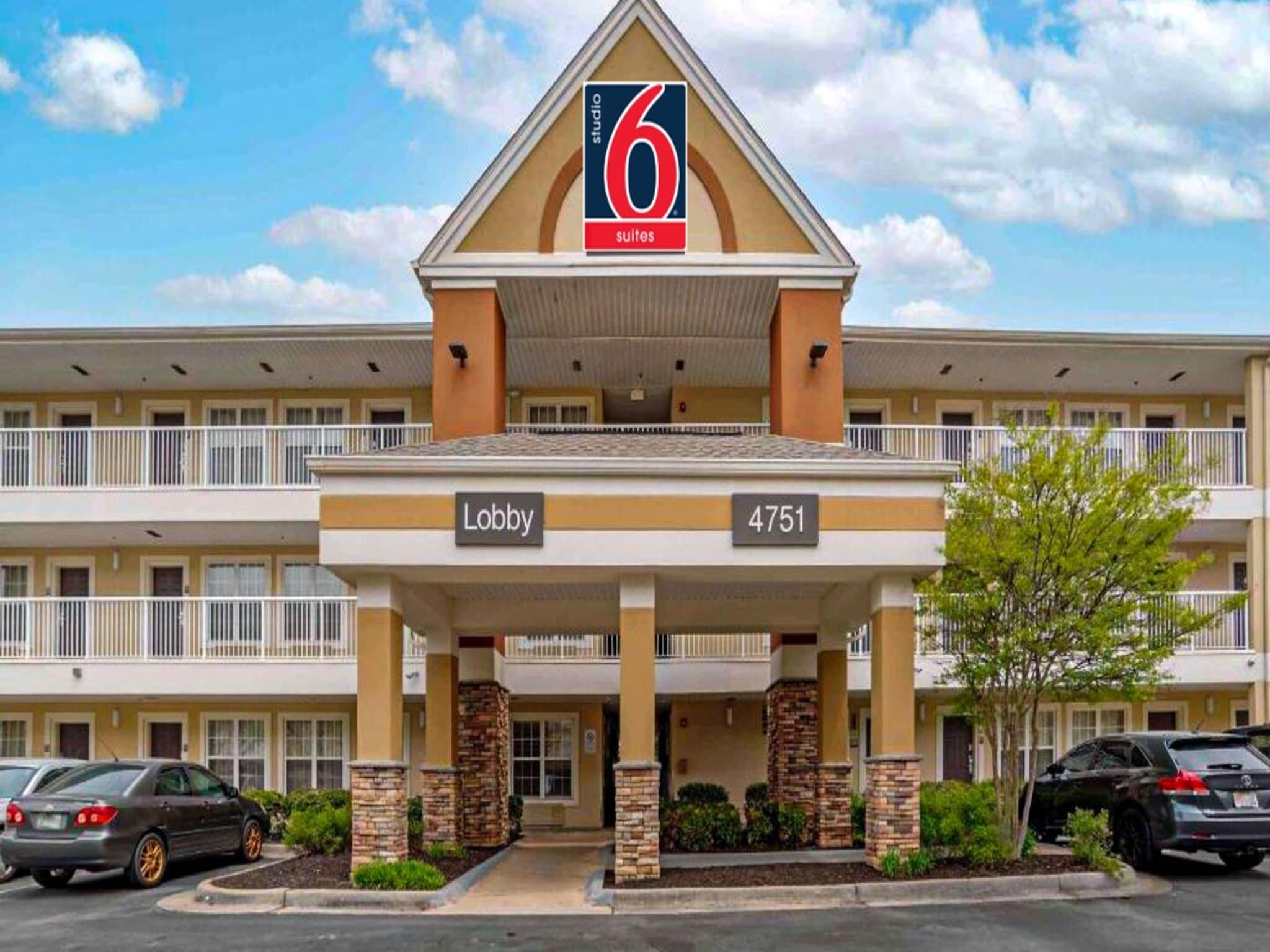 1 King Bed | Non-smoking, Kitchen - Huntsville, AL