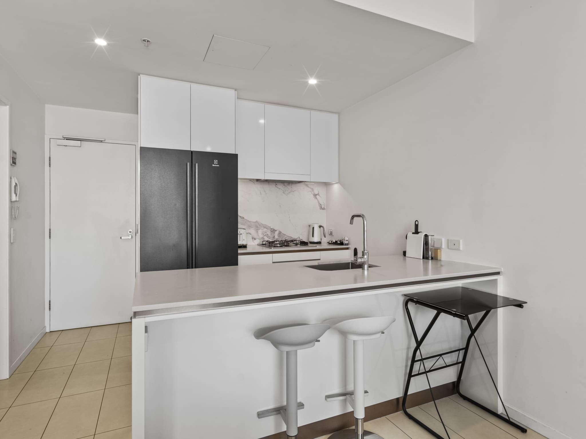 Stylish 2-bed Apartment In Central South Brisbane - Australia