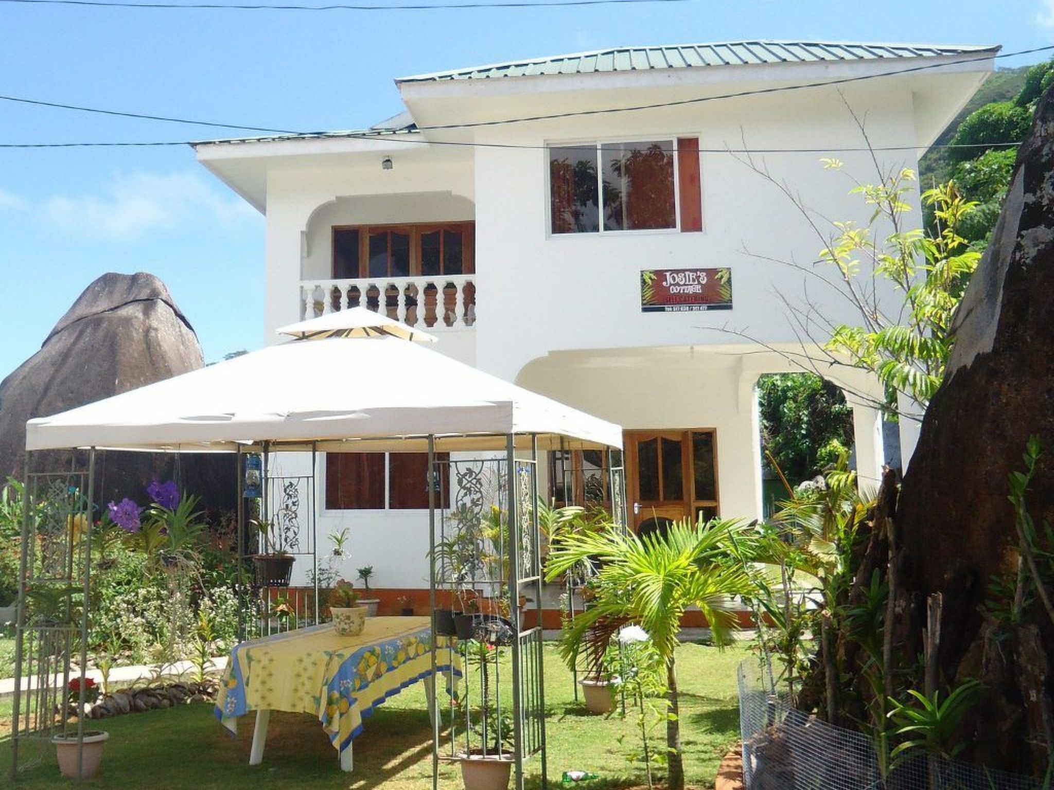 Erdgeschosswohnung Mit Grill In Mare Anglaise - Seychelles