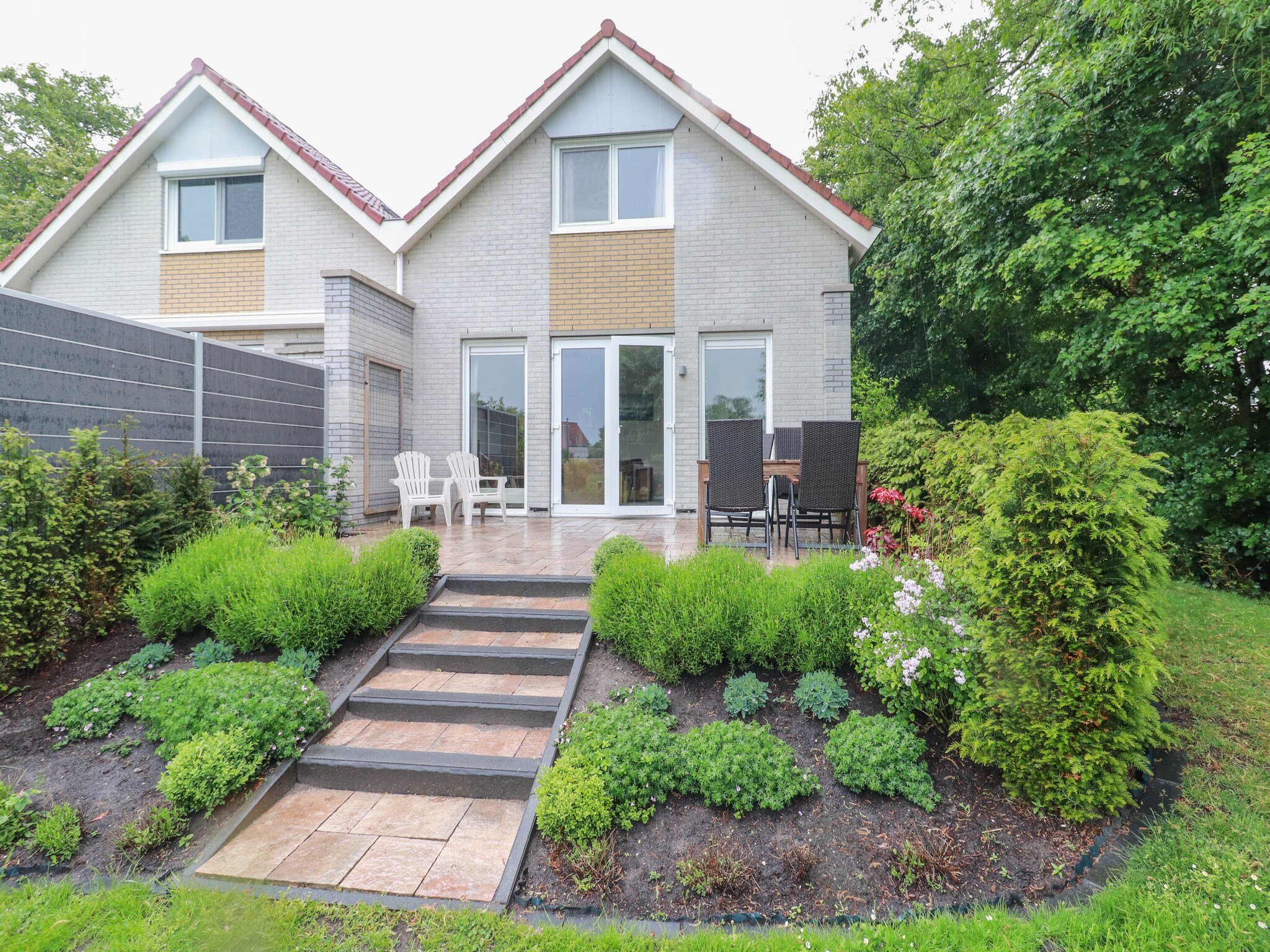Beautiful Holiday Home By The Water - Makkum