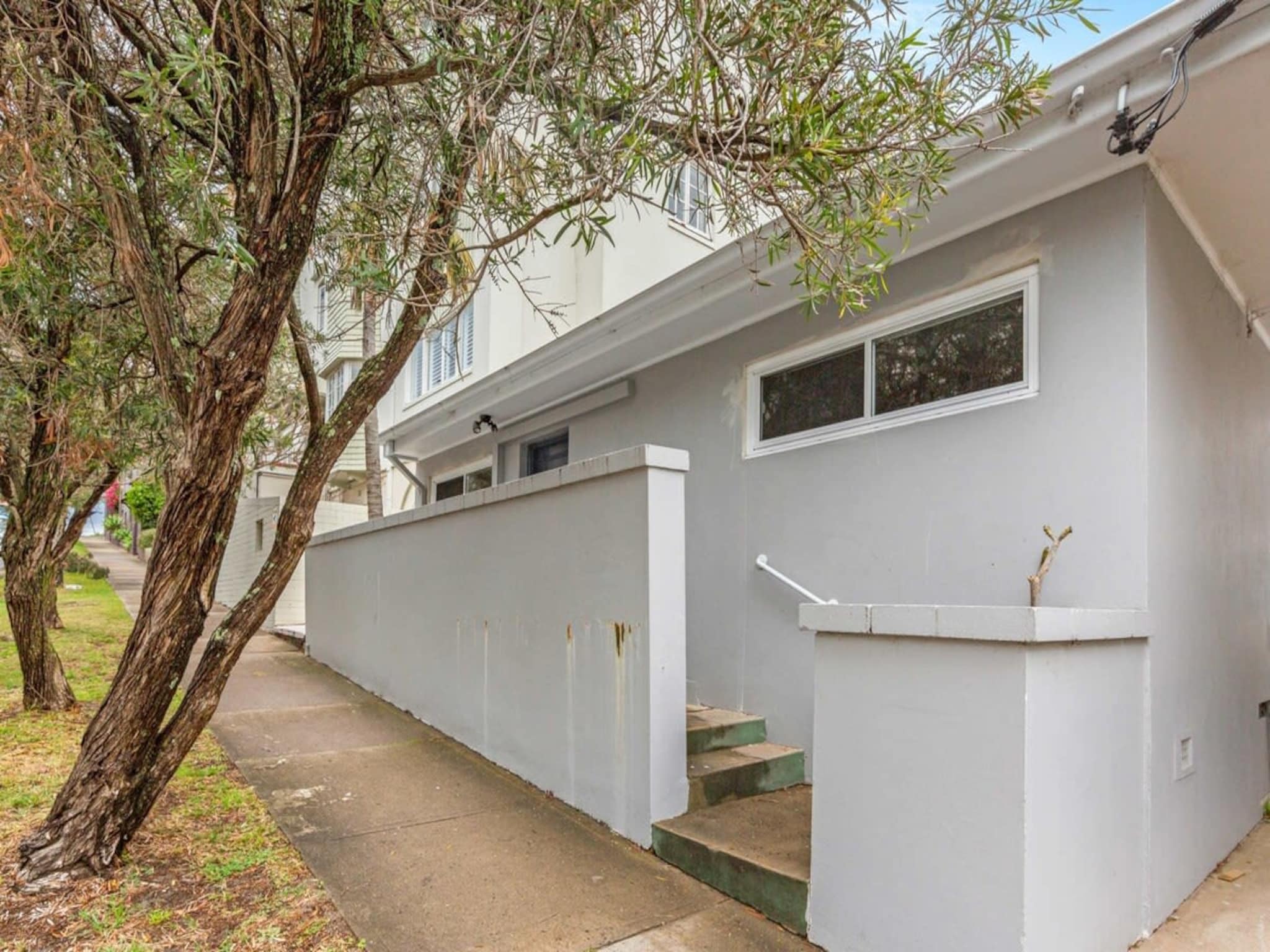 Modern 1-bed Pad Minutes Away From Beach - Australia