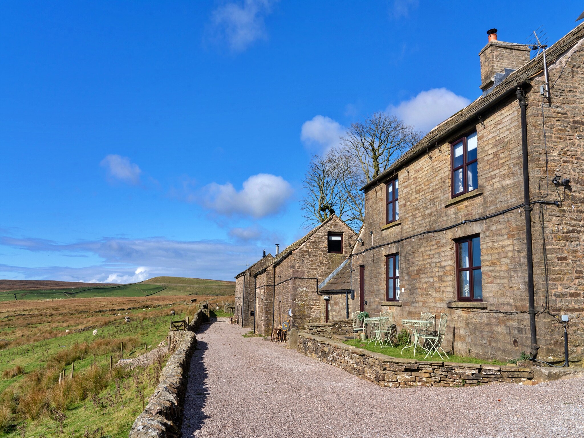 Cottage In Peak District With Scenic Views - Staffordshire