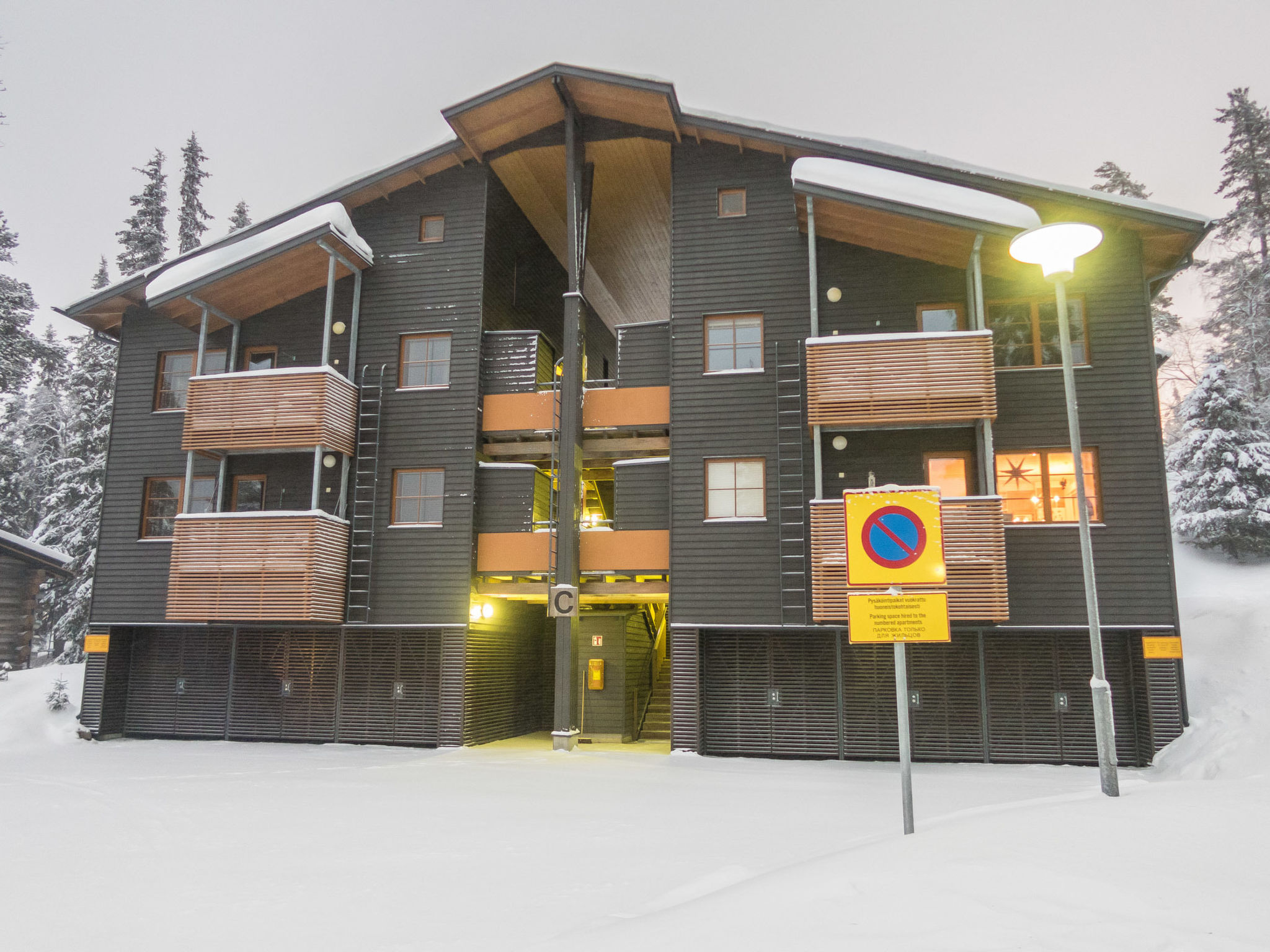 Karhunvartijan Linna C24 - Russia
