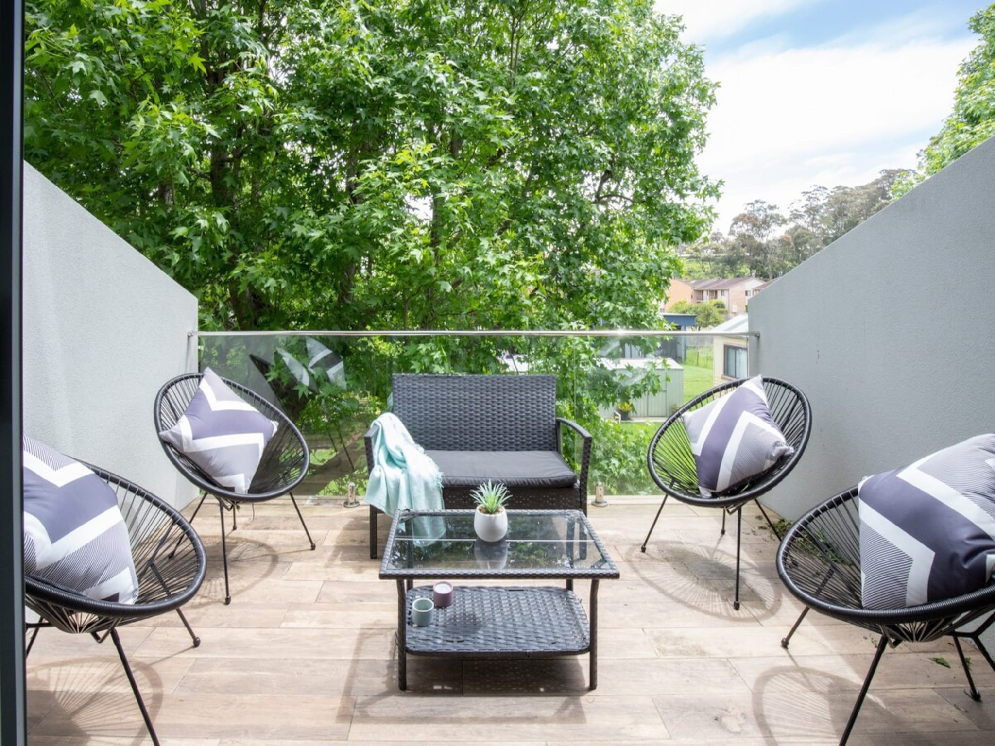 Generous 2-bed Townhouse With A Private Balcony - Australia
