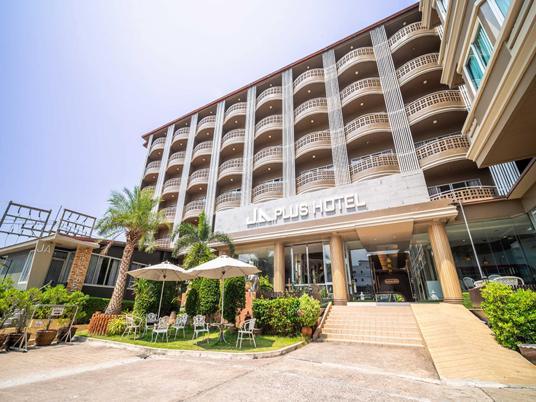 Stylish Superior Twin | Your Comfy Escape - Thailand
