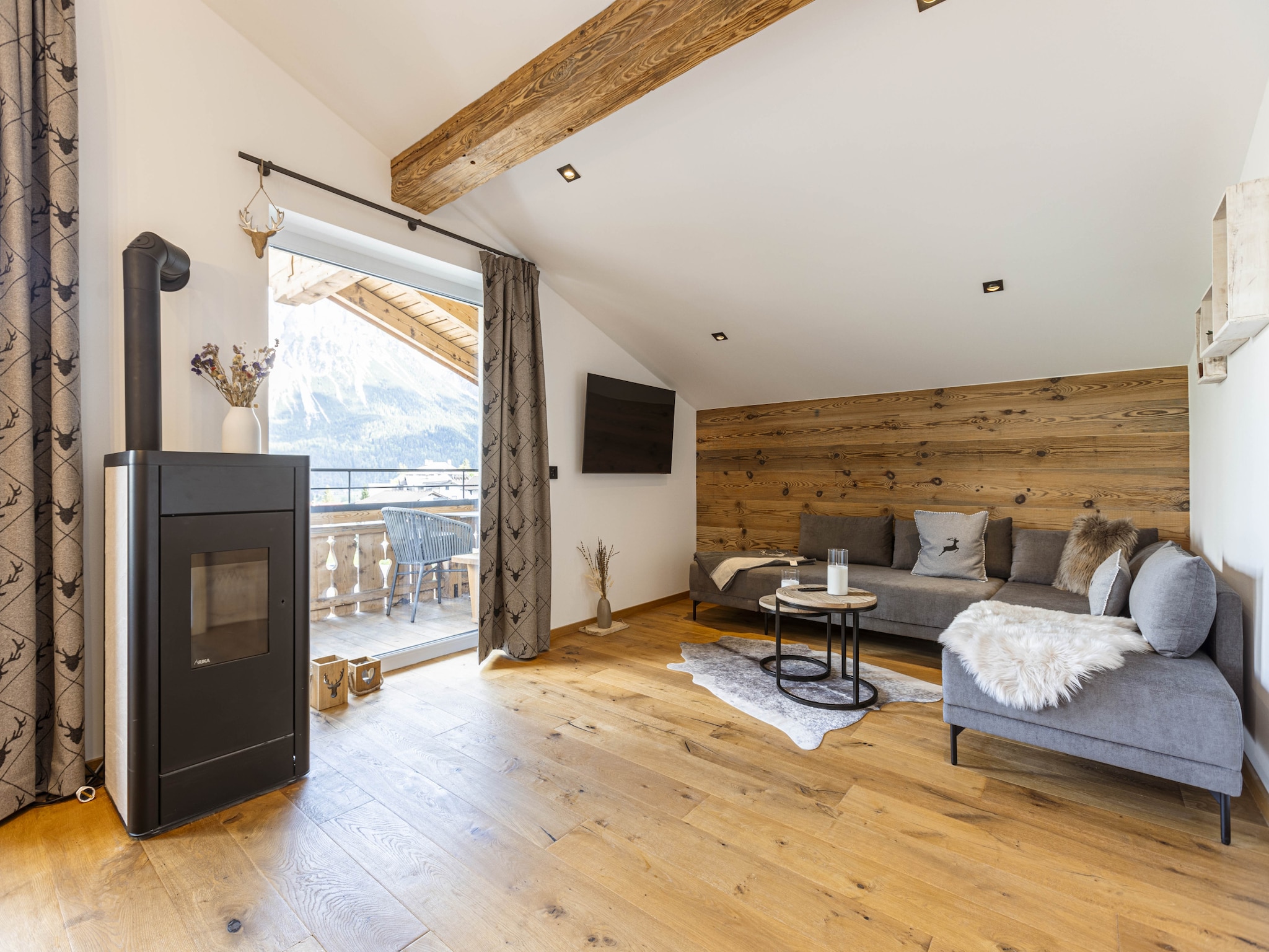 Lavish Apartment With Sauna In Tyrol - Lermoos