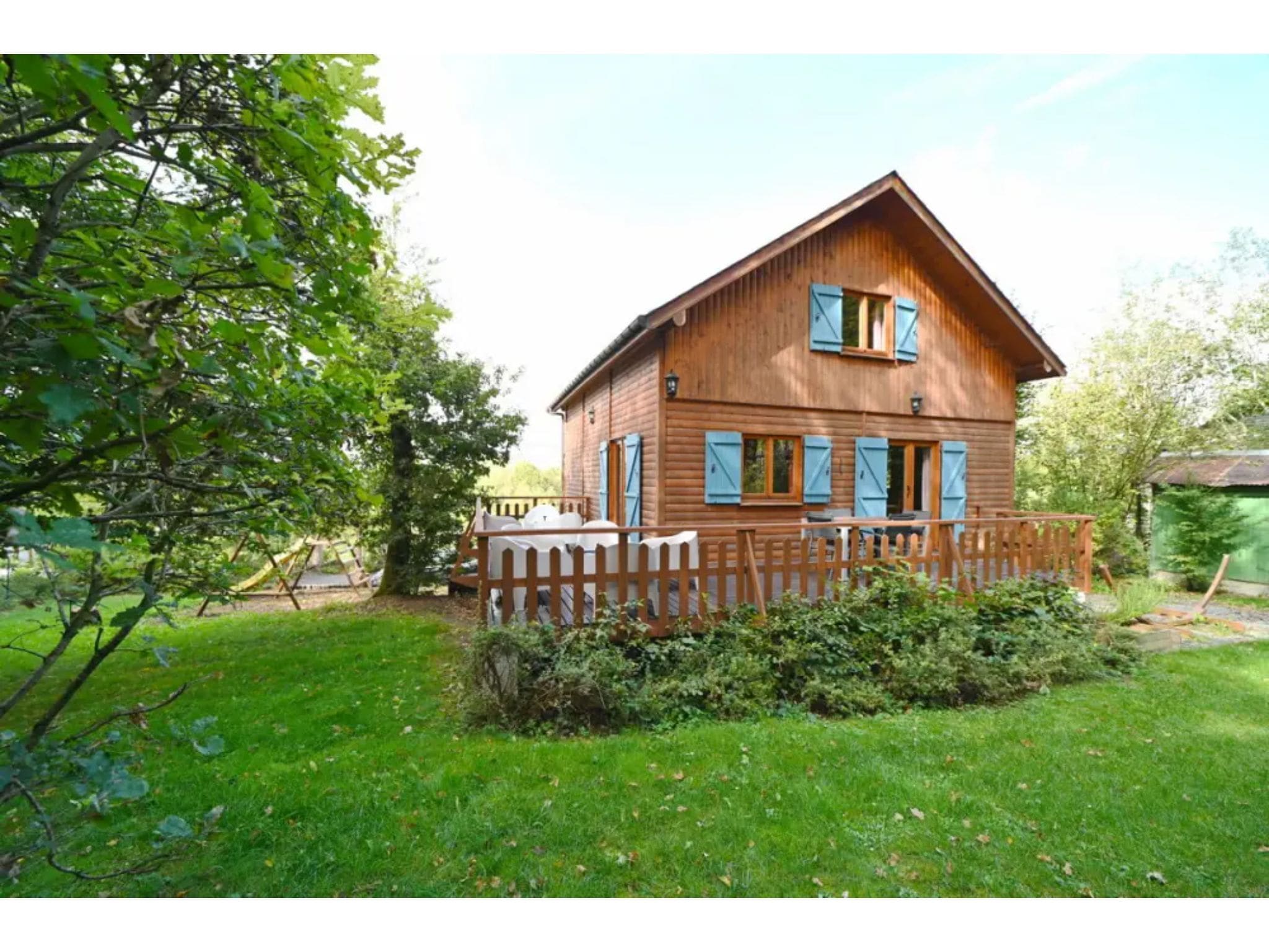 Chalet In Biron With Sauna And Nature Views - Belgium
