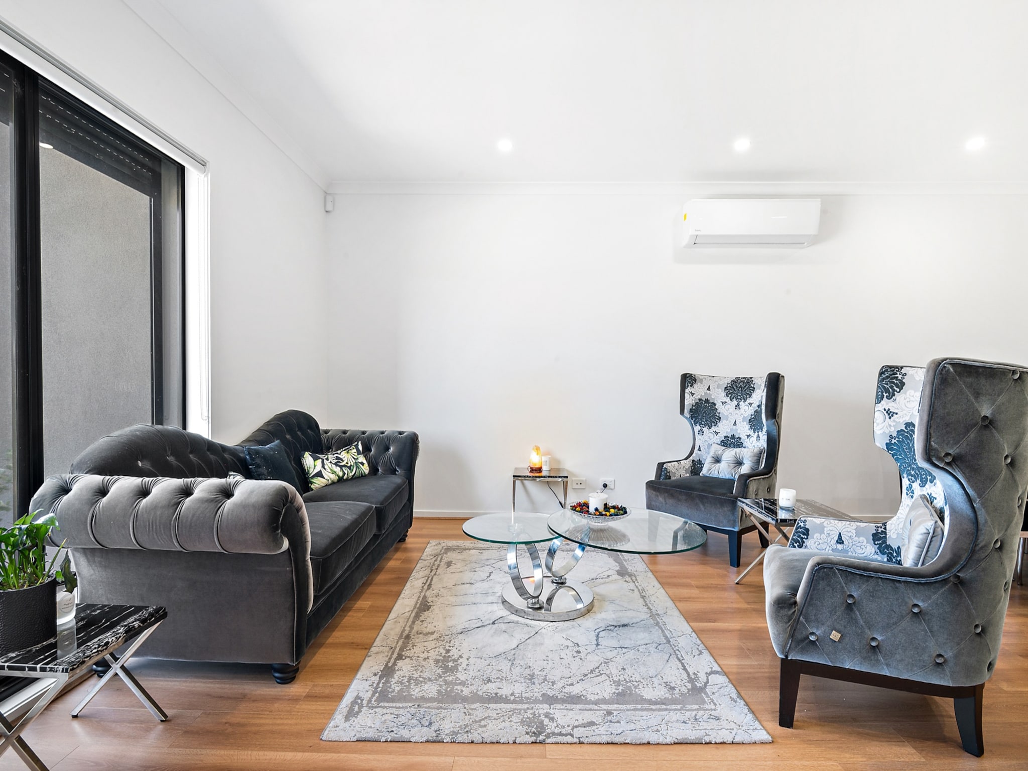 Spacious Tarneit Home With Private Garden - Australie