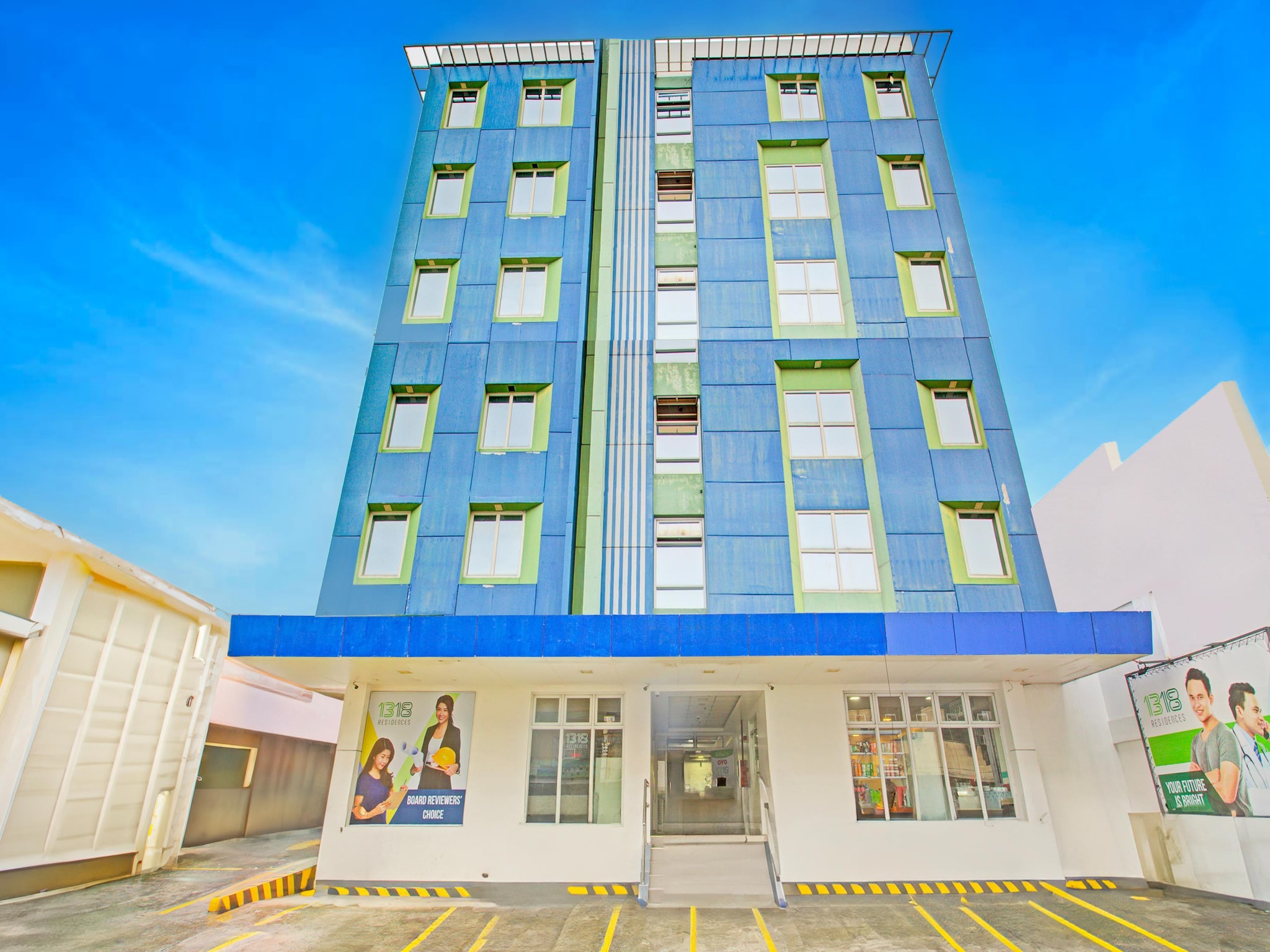 Deluxe Twin Retreat In 1318 Residences - Quezon City